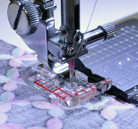 Janome Clear View 1/4" Seam Foot – Sewing Machines UK